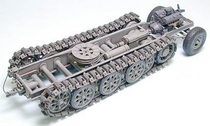 Tamiya 35239 FAMO German 18t Half Track 1/35 | RC AUTA - TAMIYA ...